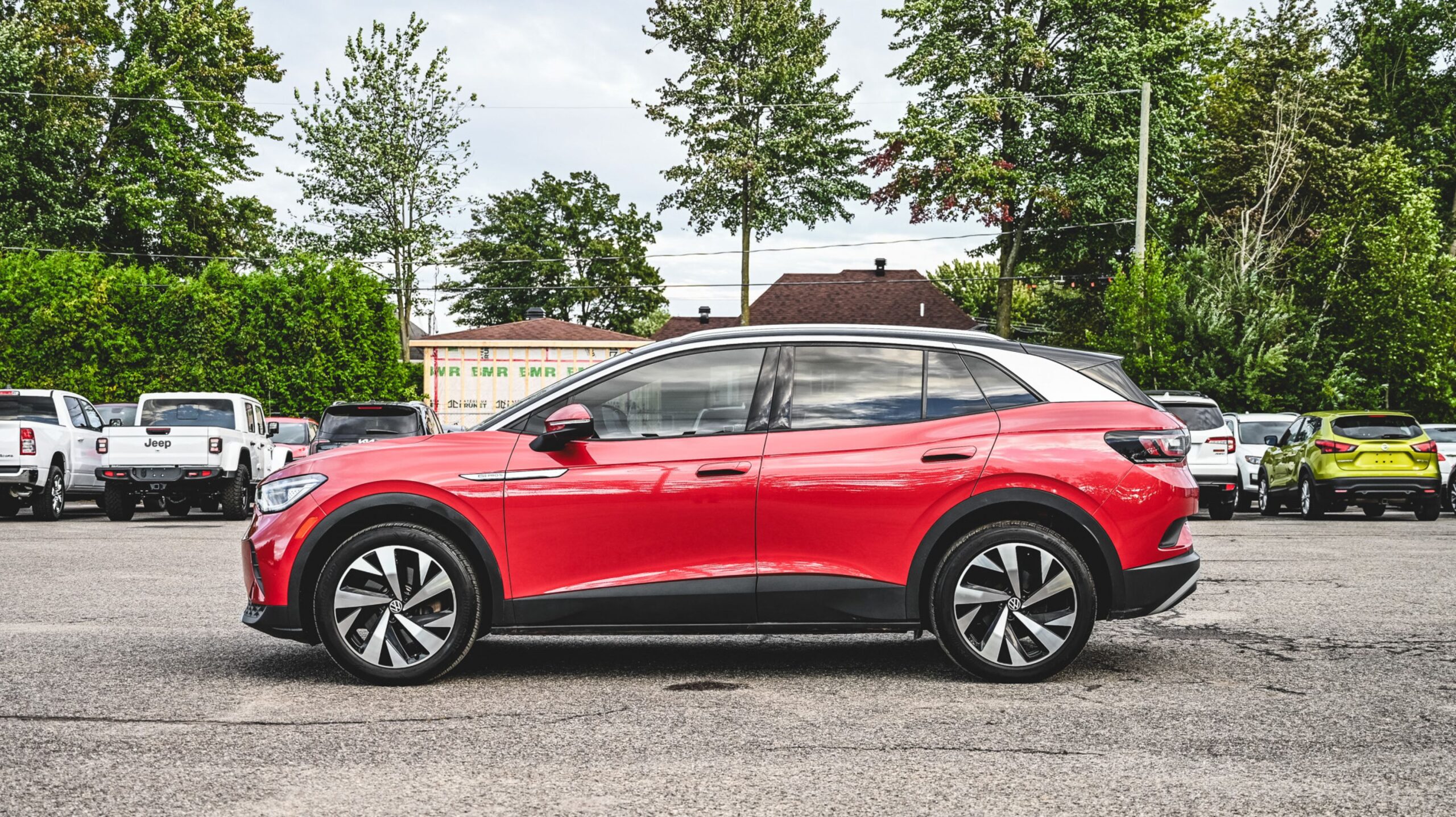 2021 Volkswagen ID.4 PRO - VROOM Auto